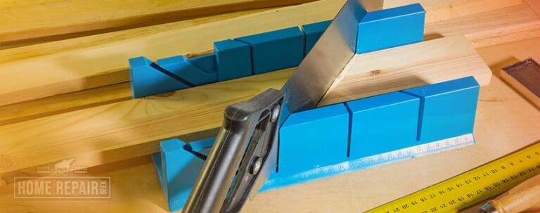 Miter Box - definition and how to use miter boxes