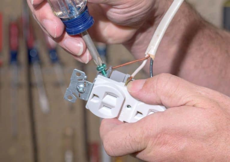 How to Fix an Open Ground Outlet Safely | Home Repair Geek